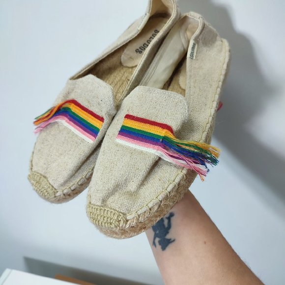 Soludos | Shoes | Soludos Rainbow Slipper Espadrilles Size 75 | Poshmark
